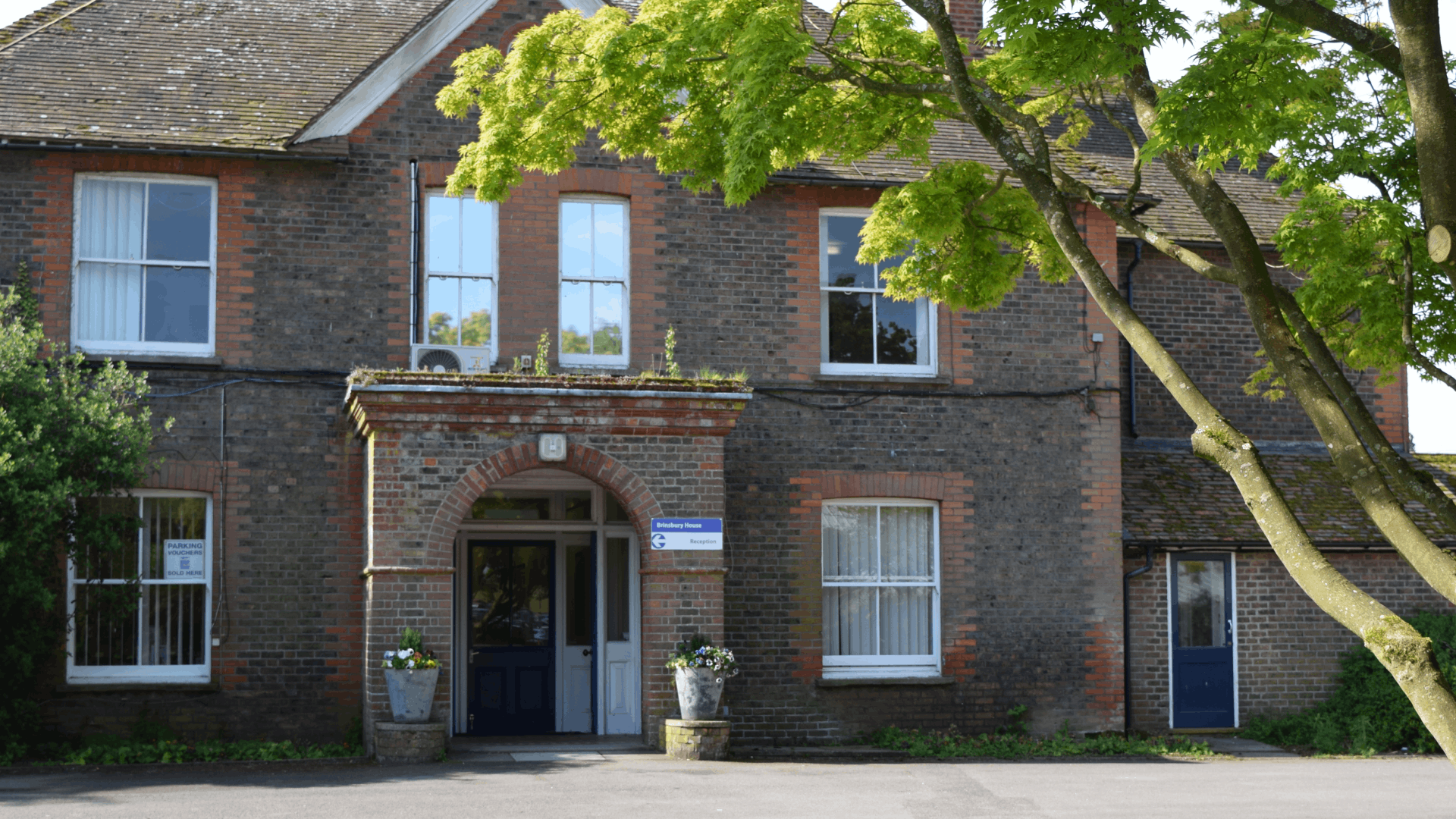 Download prospectus | Brighton MET